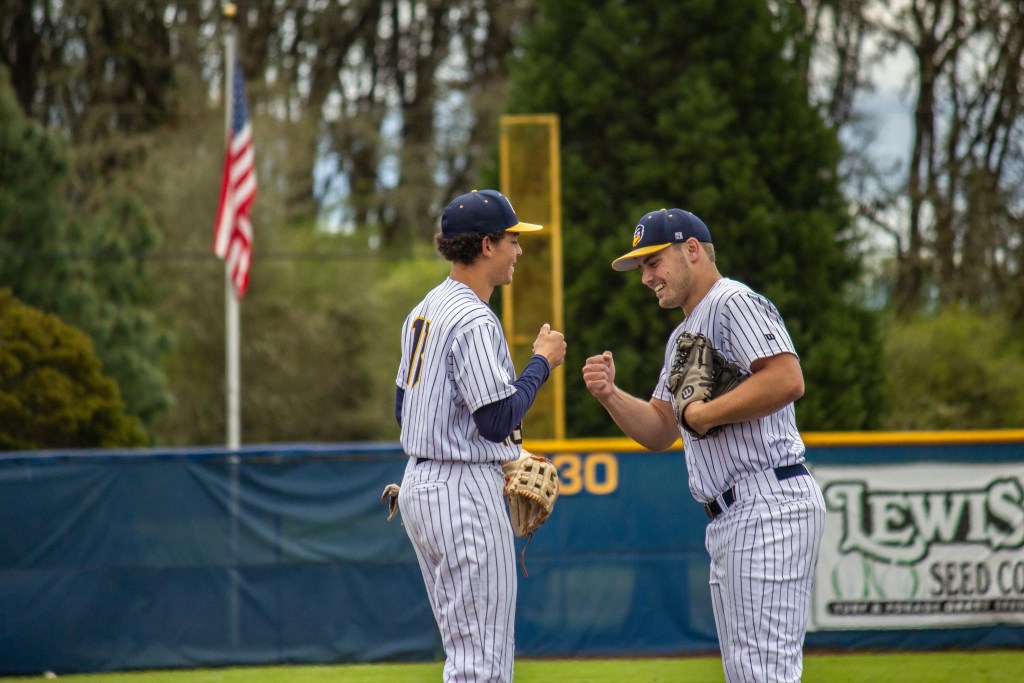 Roadrunner Baseball Sweeps Rival Lane To remain Undefeated In The ...